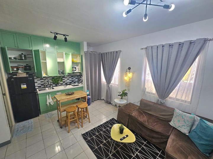 Staycation For Couple With Pet( W/use Of Pool) - Marikina