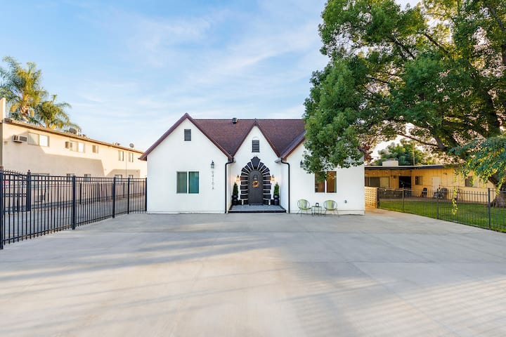 Arcadia Family 3br Retreat | Prime Location - Pasadena, CA