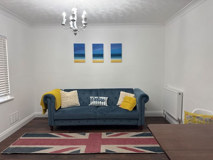 Comfortable One Bedroom Suite Minutes From Gatwick - Crawley