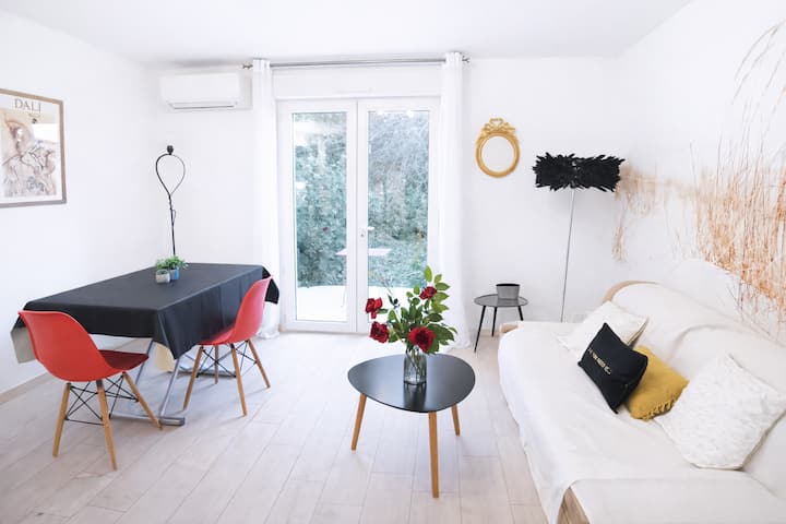 Charmant T2 Climatisé Avec Parking Et Terrasse - Aix-en-Provence