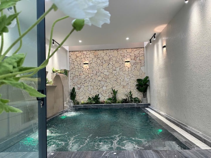 House In Town-swimming Pool-elevator-moon Homestay - Vũng Tàu
