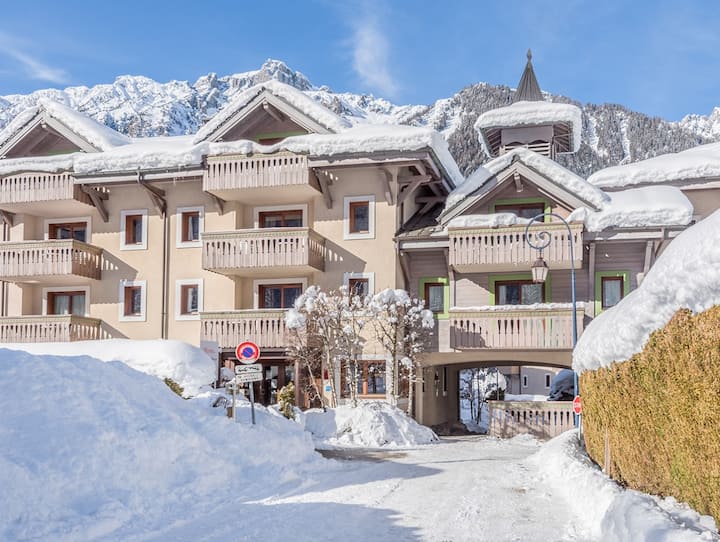 2 Bedroom Alpine Heaven. Pool/spa - 샤모니