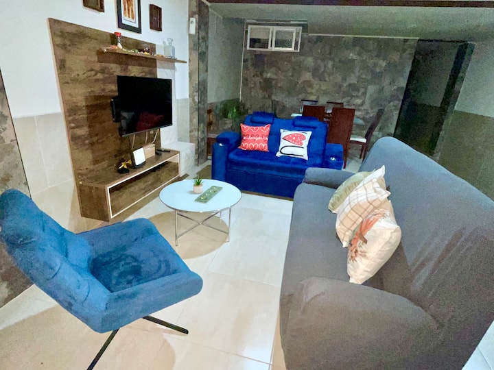 Casa Exclusiva Con Aire A/c En Barrio Tranquilo - Palmira