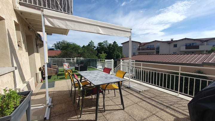 Appartement Au Calme Avec Bel Extérieur Ensoleillé - Tallard