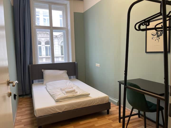 02 Viennese Vibe In Private Room - Wien