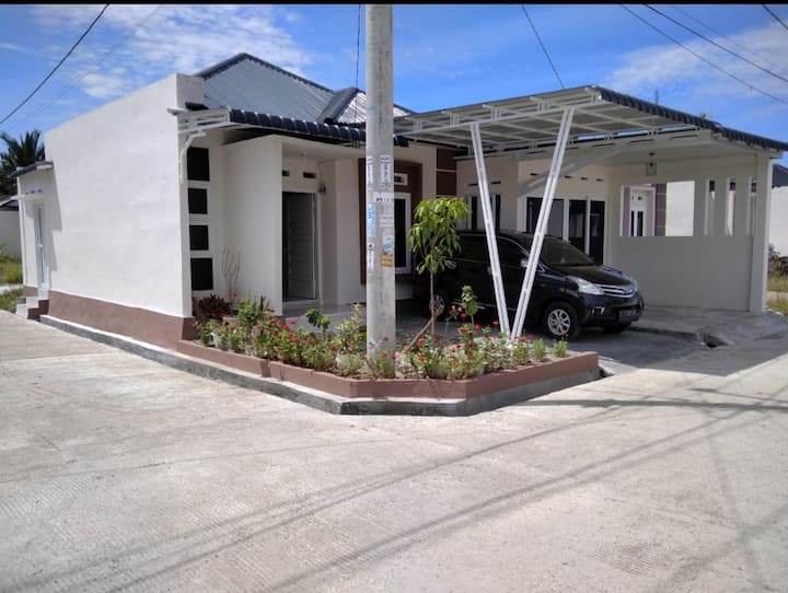 Guest House Gani Syariah - Banda Aceh