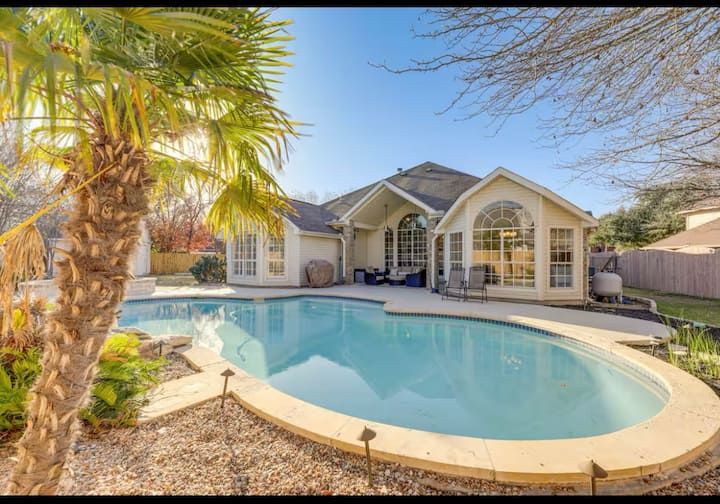 Pflugerville Oasis -Near Austin - Pflugerville, TX