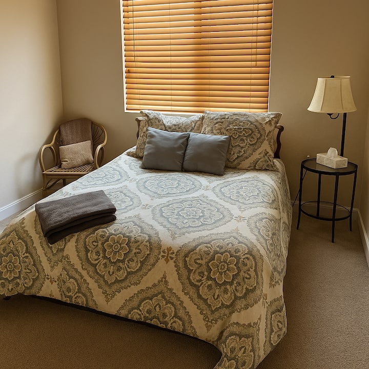 Entire Private Entrance Guest Suite: Cozy & Quiet - Murrieta, CA