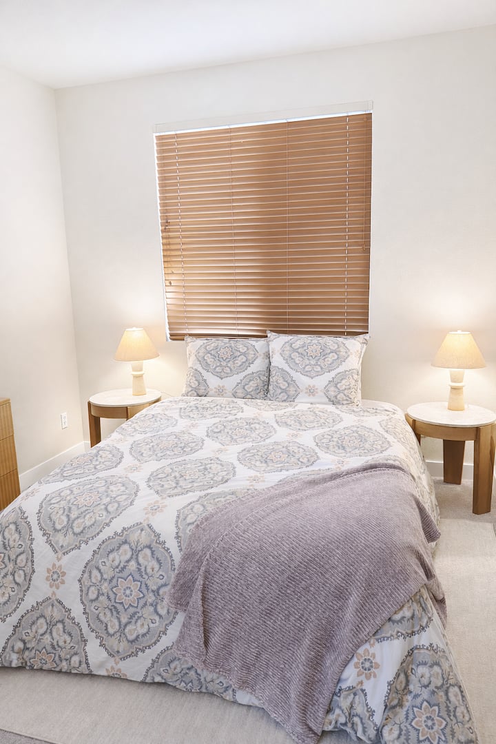 Entire Private Entrance Guest Suite: Cozy & Quiet - Murrieta, CA