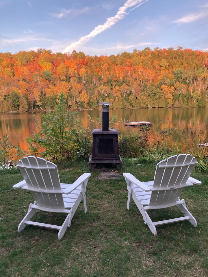 Lakeside Laurentian Retreat - Laurentides