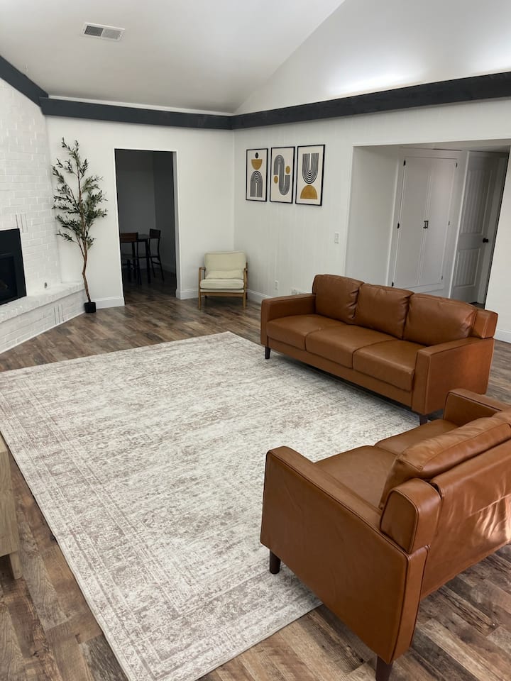 The Bentonville Basecamp - Bentonville, AR