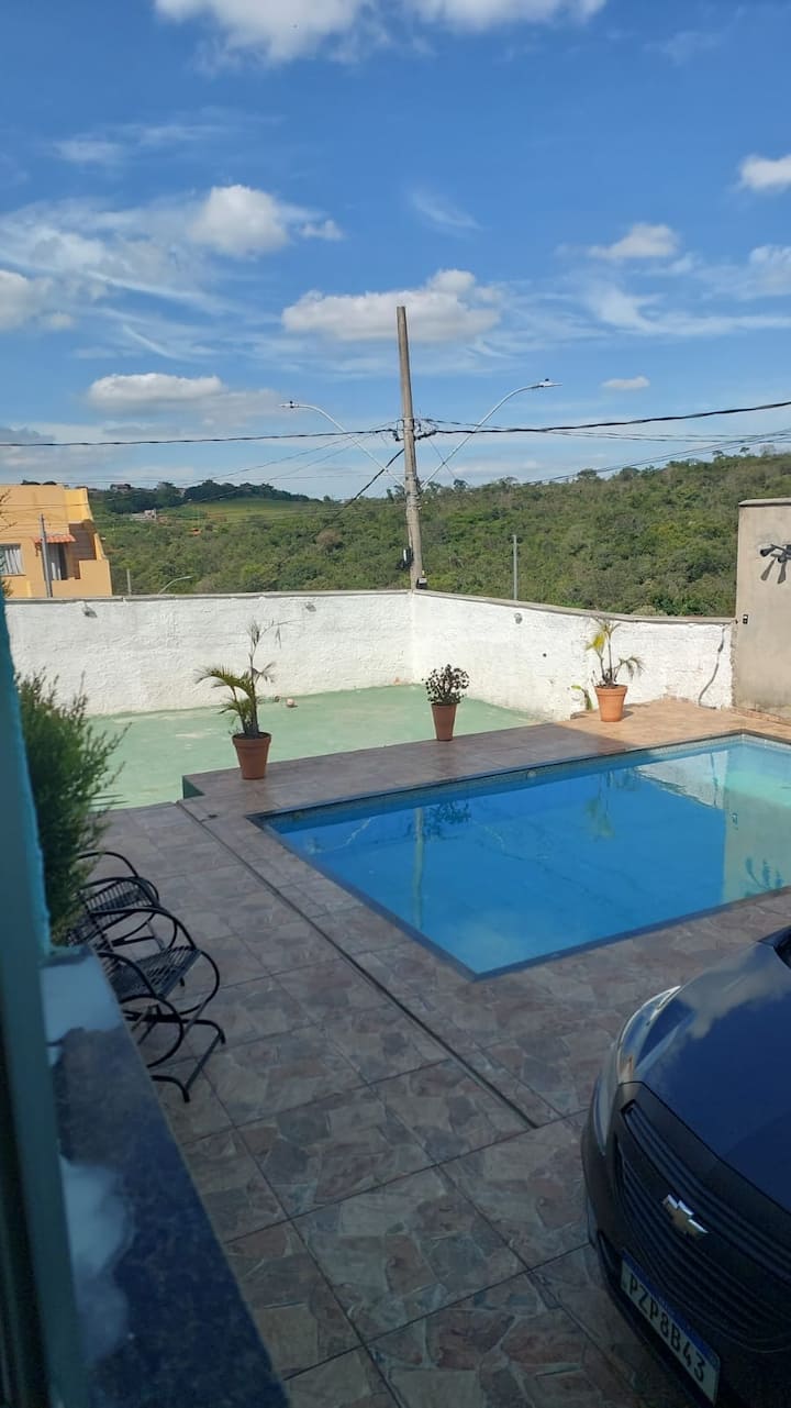 Casa Com Piscina - Esmeraldas