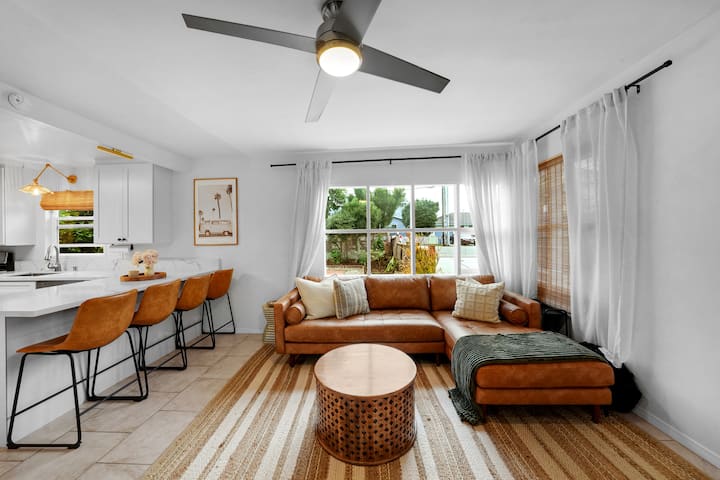 Charming & Relaxing Getaway: Mins To Beach - Patio - Carlsbad, CA