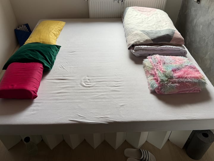 Shared Emperor Bed (For Student) - Kirchheim unter Teck