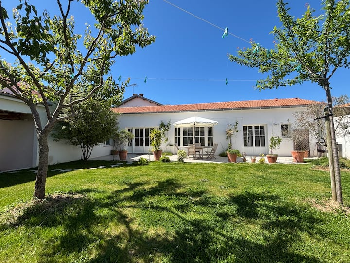 Maison Agréable Proche Centre Ville De La Rochelle - La Rochelle