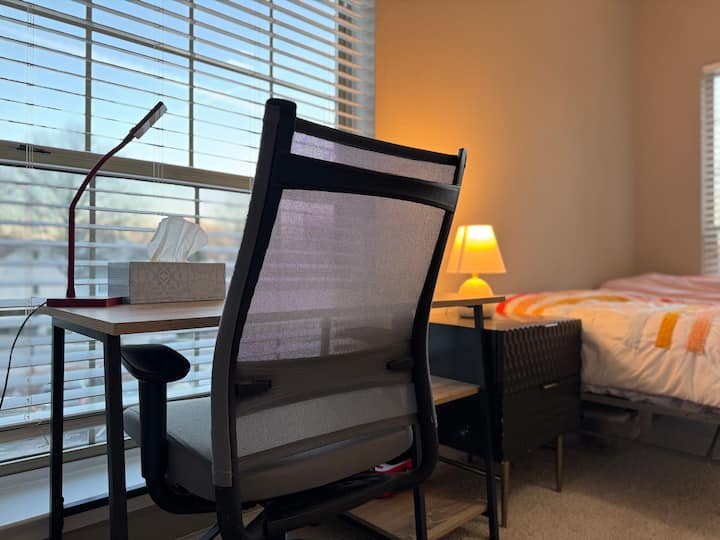 Cozy Room In Fairfax - Fairfax, VA