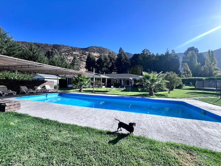 Casona En Parcela Con Piscina Y Tinaja (15 Pers) - Chile