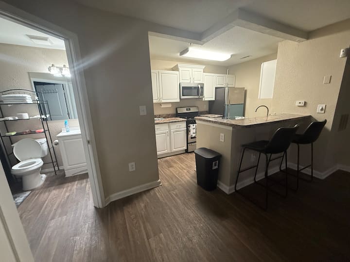 Cozy 1 Bedroom Apartment, Private Entrance - Stockbridge, GA