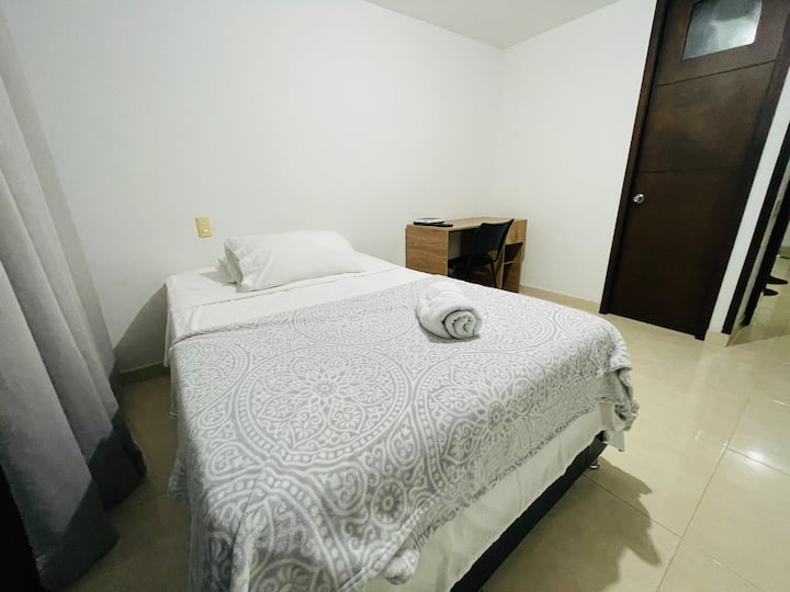 Apartaestudio Excelente Zona Full Equipado - Bucaramanga