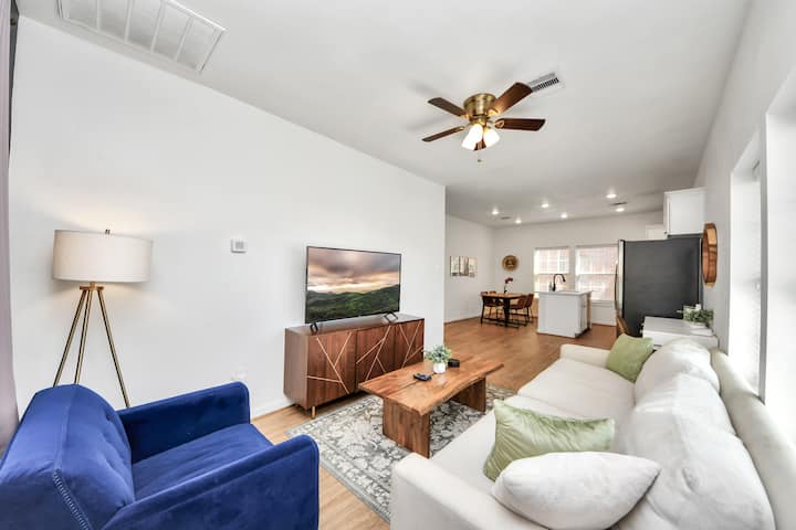 Space City Stay | Pool | 10 Mins To Downtown/nrg - Houston, TX