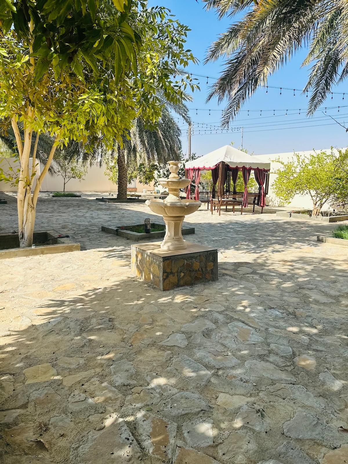 It’s very nice ambiance - Airbnb