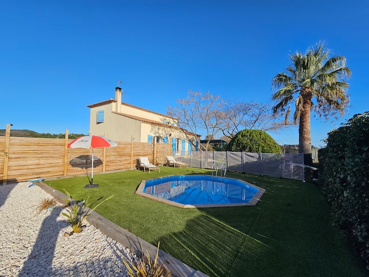 Villa Climatisée,piscine Et Très Grand Jardin - Hyères