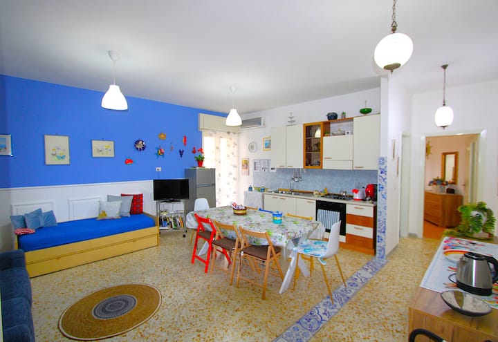 Spacious Home W/parking Included • Walk To Beach! - Atrani