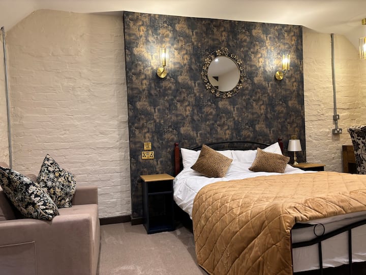 Stay @ Mantra - Leek