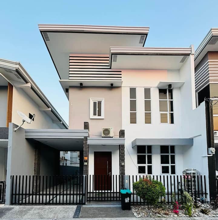 Private Pool Villa 5 Bedrooms - Angeles