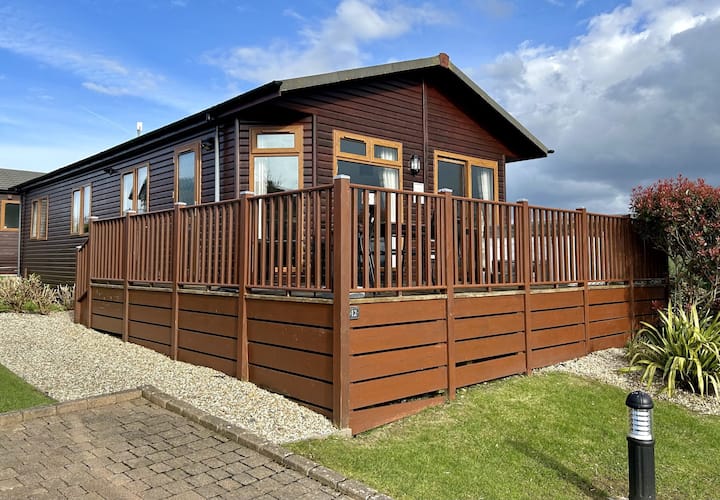 Chy Tao - Bossiney Bay Lodge 12 - 틴타겔