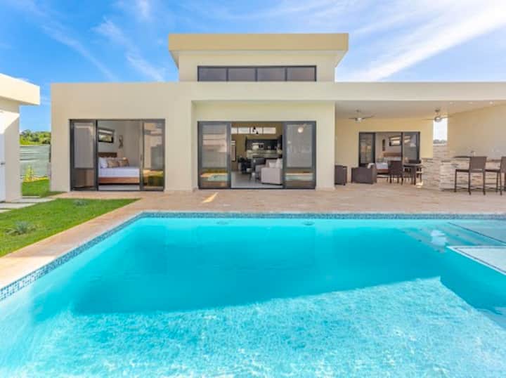 Ultra Luxury Villa - Sosúa