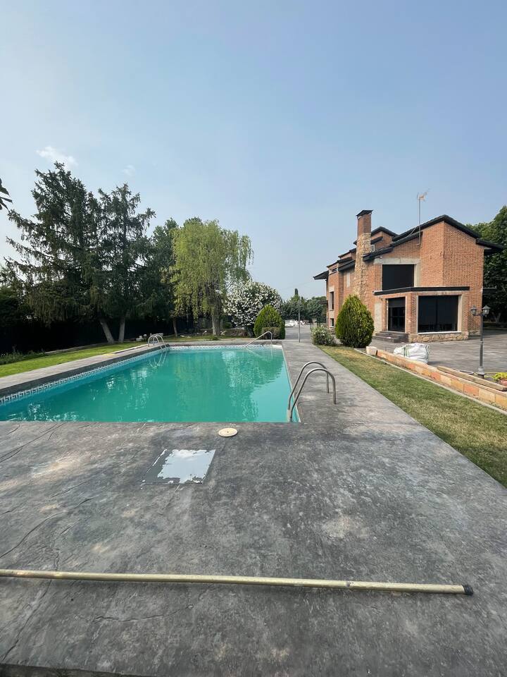 Increíble Villa De Lujo. - Algete