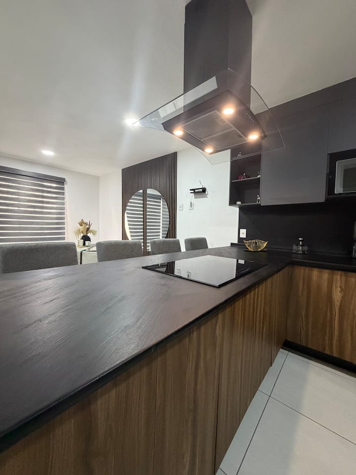 Aeropuerto Casa Santa María - Miguel Hidalgo y Costilla Guadalajara Airport (GDL)