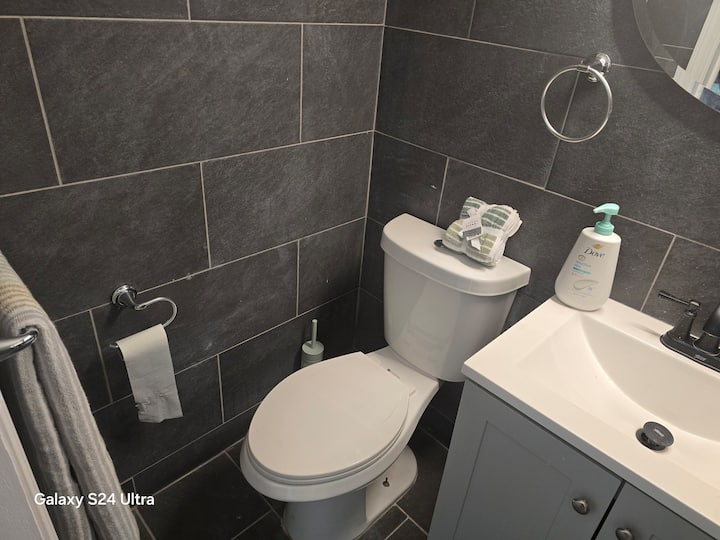 Nayl's Guests - Yonkers, NY