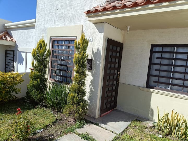 Acogedora Casa, Sencilla E Ideal Para La Familia. - Sinaloa