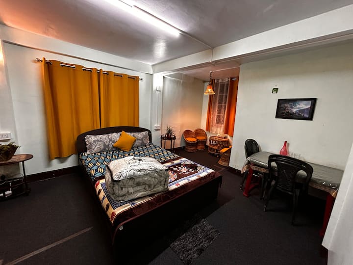 Gurung Restaunt And Homestay Aaryasdarjeeling - Darjeeling