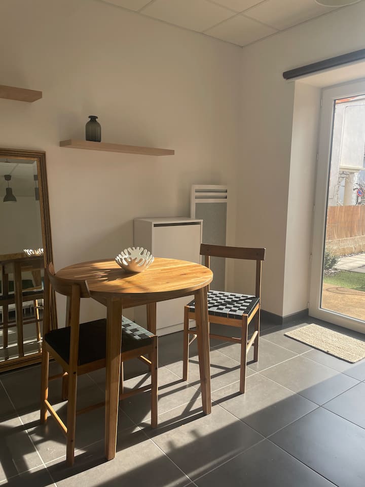 Chez Ambre Et Lulu - Appart Centre Ville Piscine - Millau