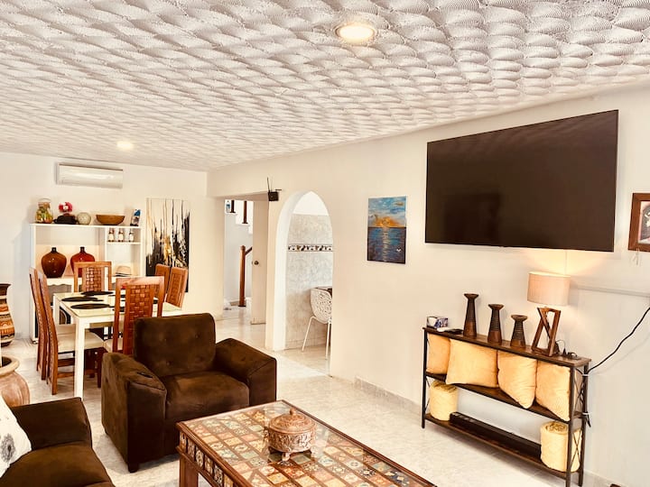 Casa Chelo & Beach Club Included - Isla Mujeres