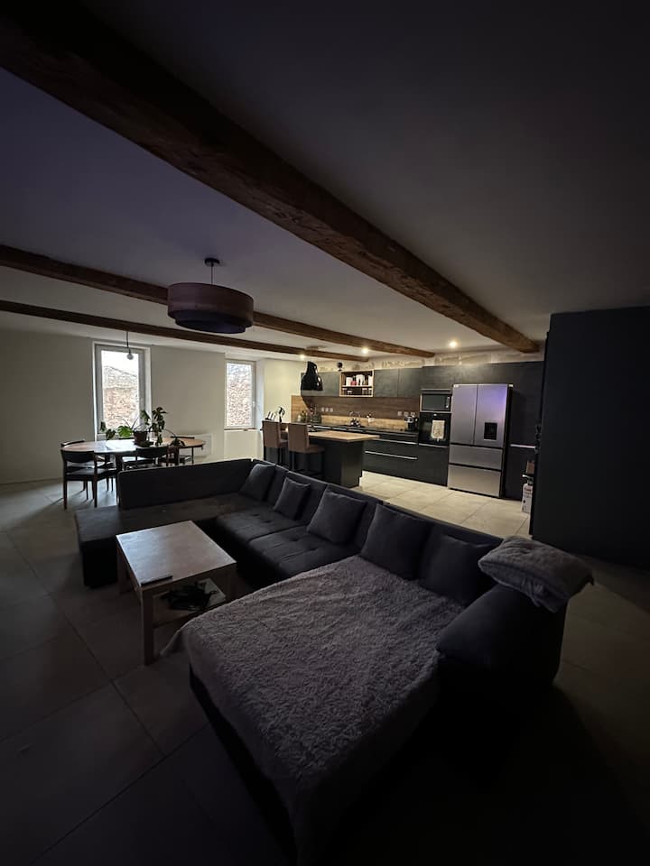 Jolie Maison De Village. - Creissan