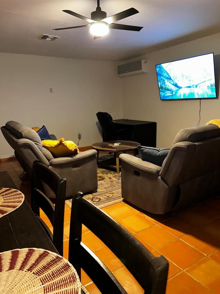 Tu Casa In Tucson! Relax At Home - Tucson, AZ