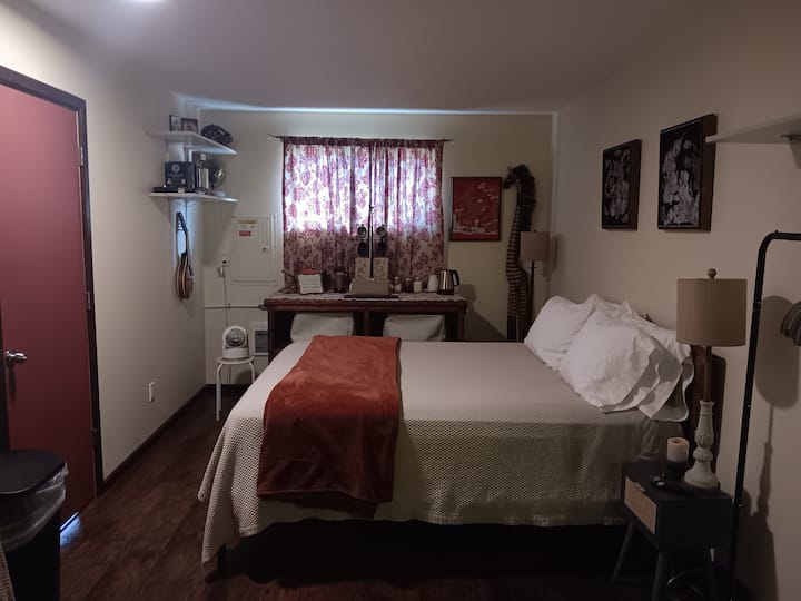 Escape To The Zen Den - Fort Collins, CO