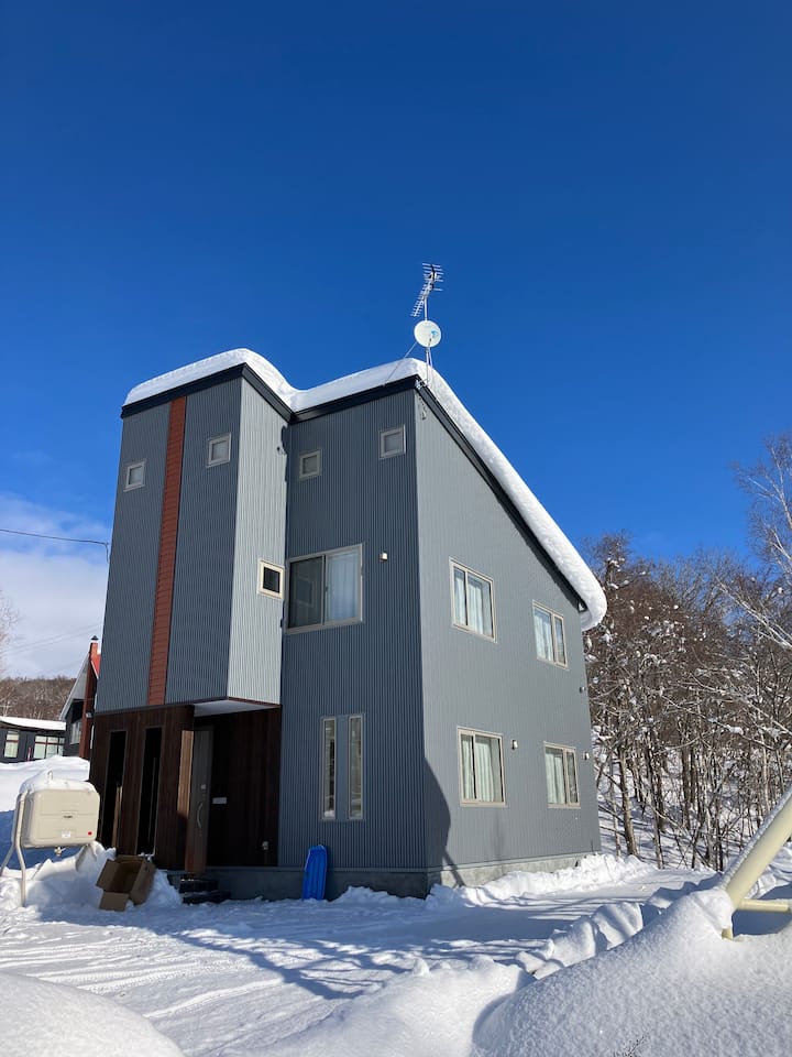 2024年12月に完成した新築住宅です! - Niseko