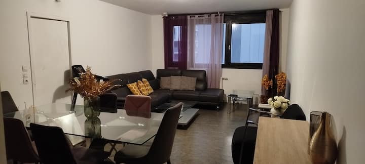 "Cozy Room Ideal For Couples" - Lyon