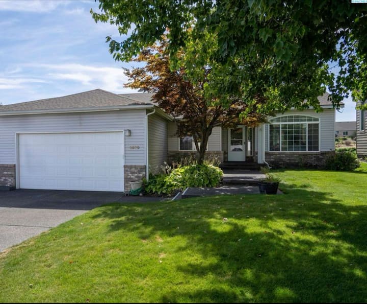 Golfer’s Getaway With Hot Tub. - Richland, WA