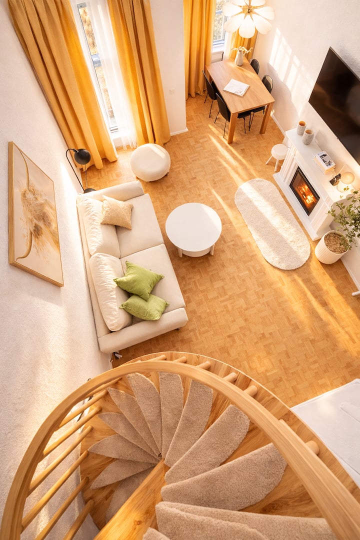 Modern Gallery Loft W/ Fireplace, Garden & Parking - Bavaria