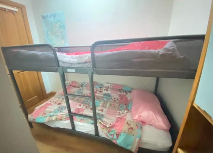 3 Rooms - Dublin