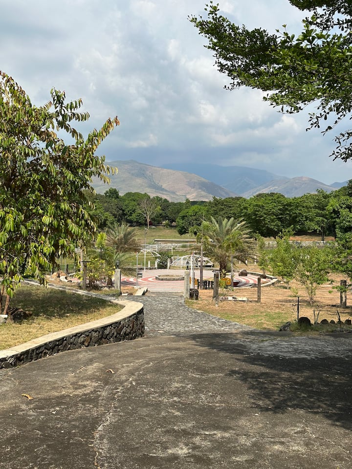Paradise Farm Resort - Iba