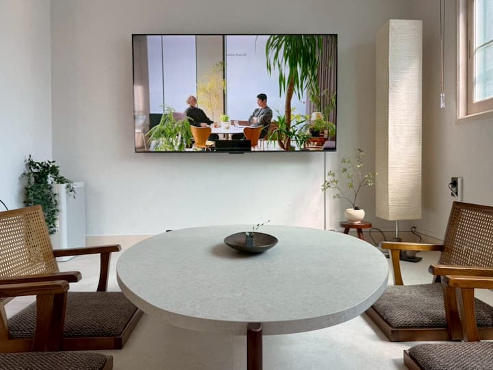 Cozy Premium Stay / 4 Min. Hongdae / All Renovated - Seoul