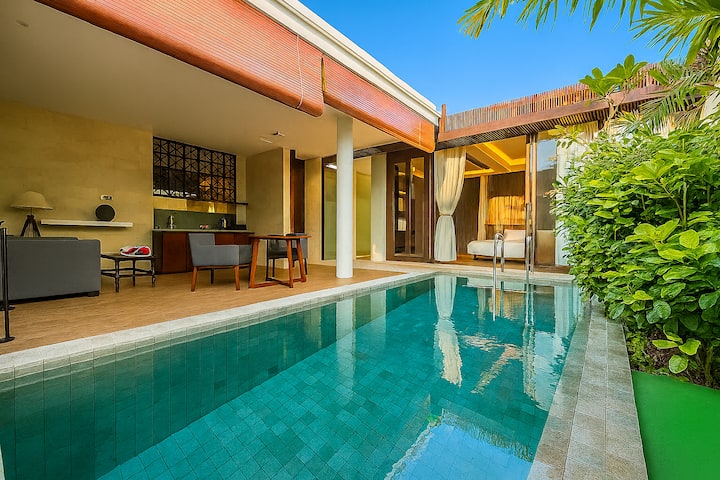 Private Pool Villa In Jimbaran  Comfort & Privacy - Bali