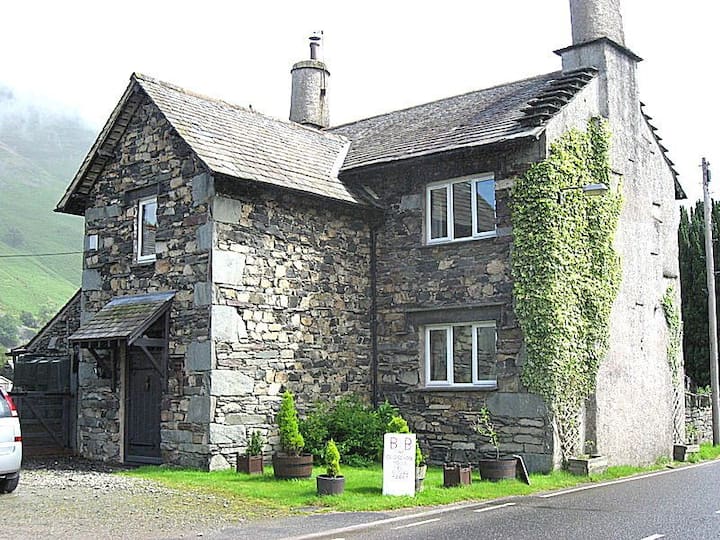 Double Room With Mountain Views And Free Parking - Glenridding